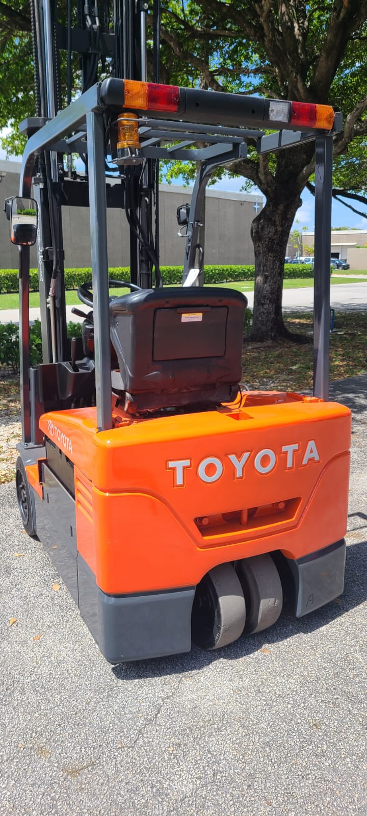 Toyota Three Wheel Electric | Toyota Three Wheel Electric